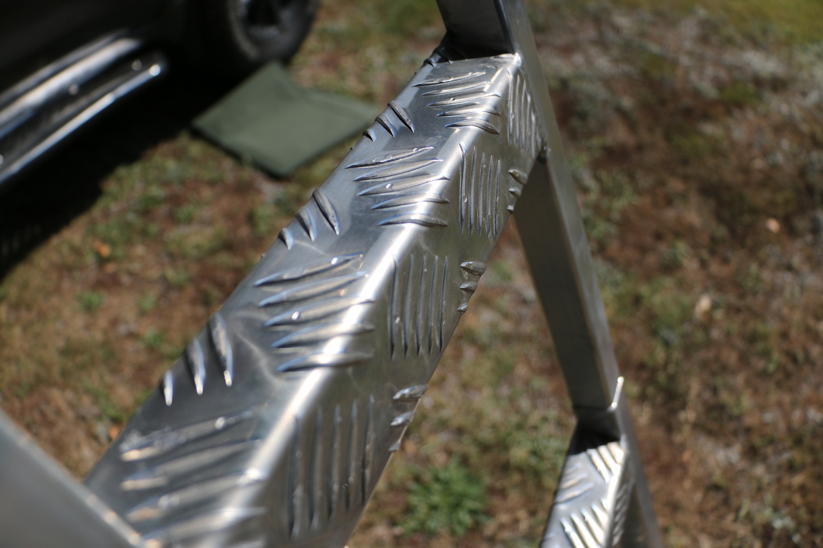 Hannibal Roof Top Tent Jumbo 2.0m walls & 2 ladders - Hannibal Safari ...